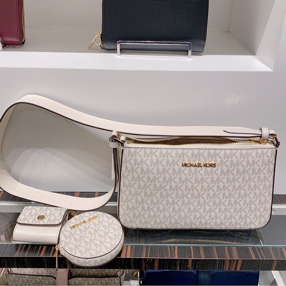 Michael Kors | Bags | Michael Kors Jet Set Travel Small Logo Shoulder ...